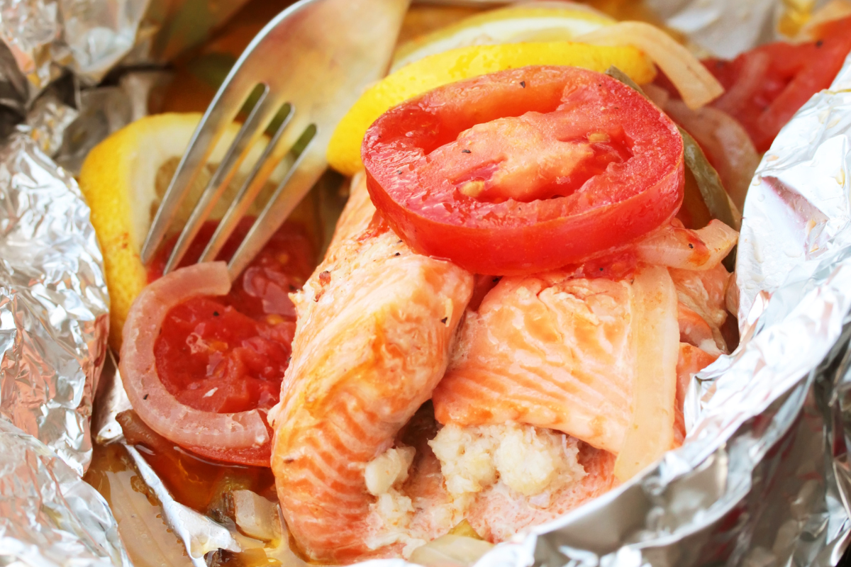 Healthy Campfire Meals: 5 Quick & Easy Foil Pack Recipes - Galloping ...